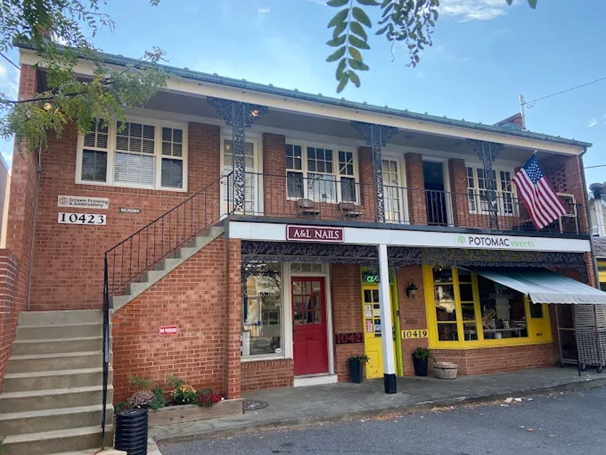 About Us - Sports Extra Screen Printing & Embroidery